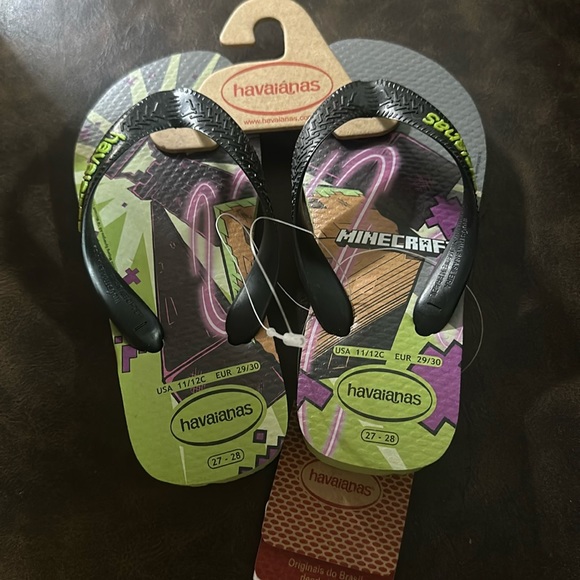 Havaianas | Shoes | Havaianas Limited Edition Minecraft Flip Flop ...